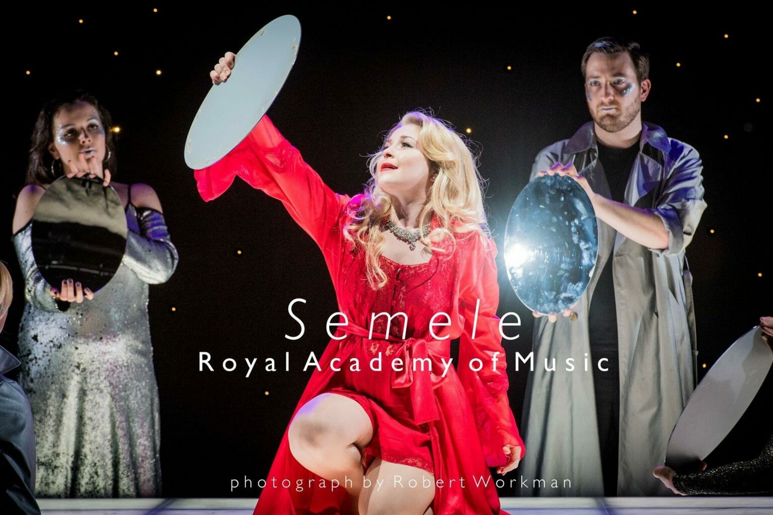 Alexandra Oomens - Alexandra Oomens, Soprano